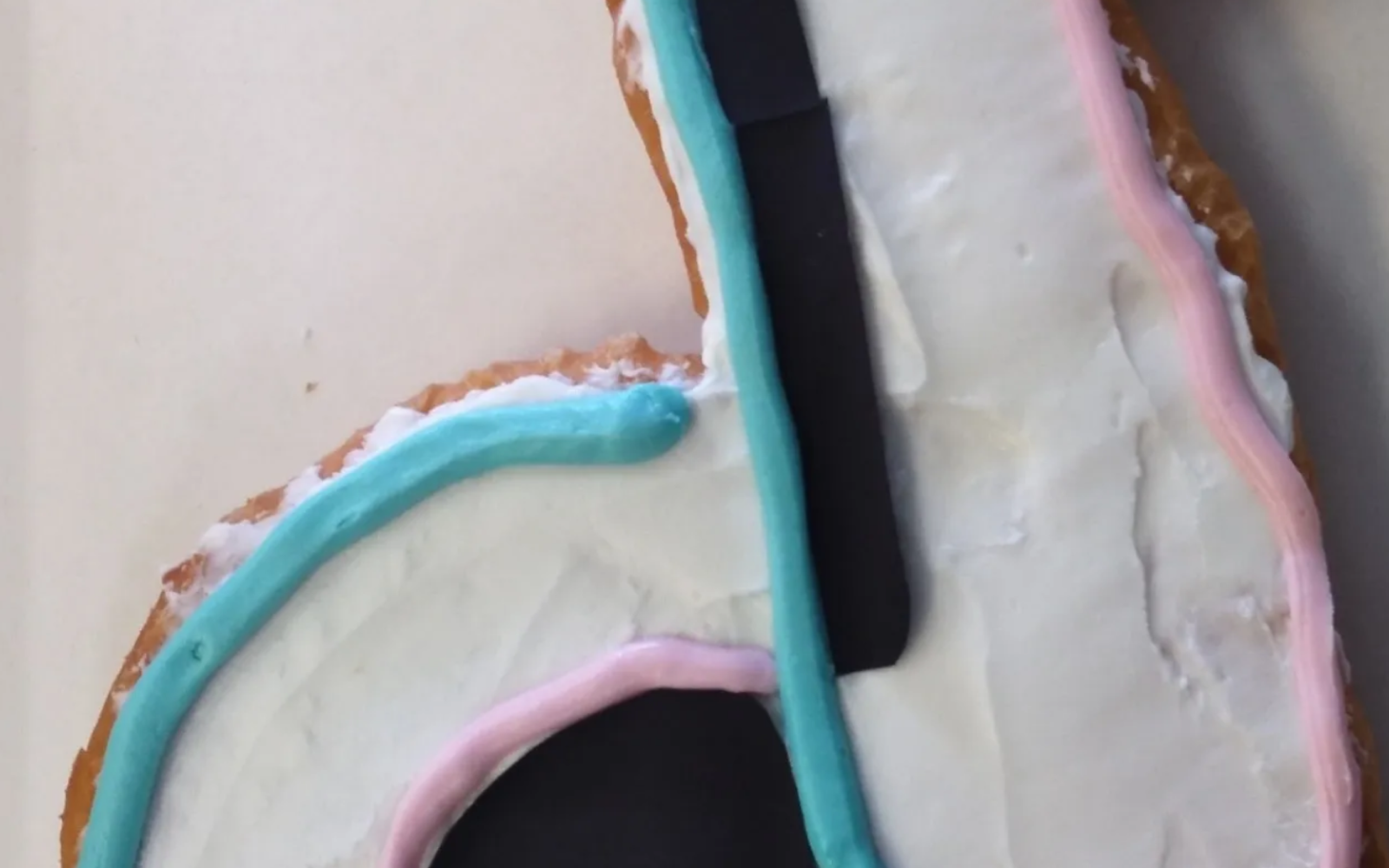 Quality Donuts, Happy People - Luke's Dixie Donuts